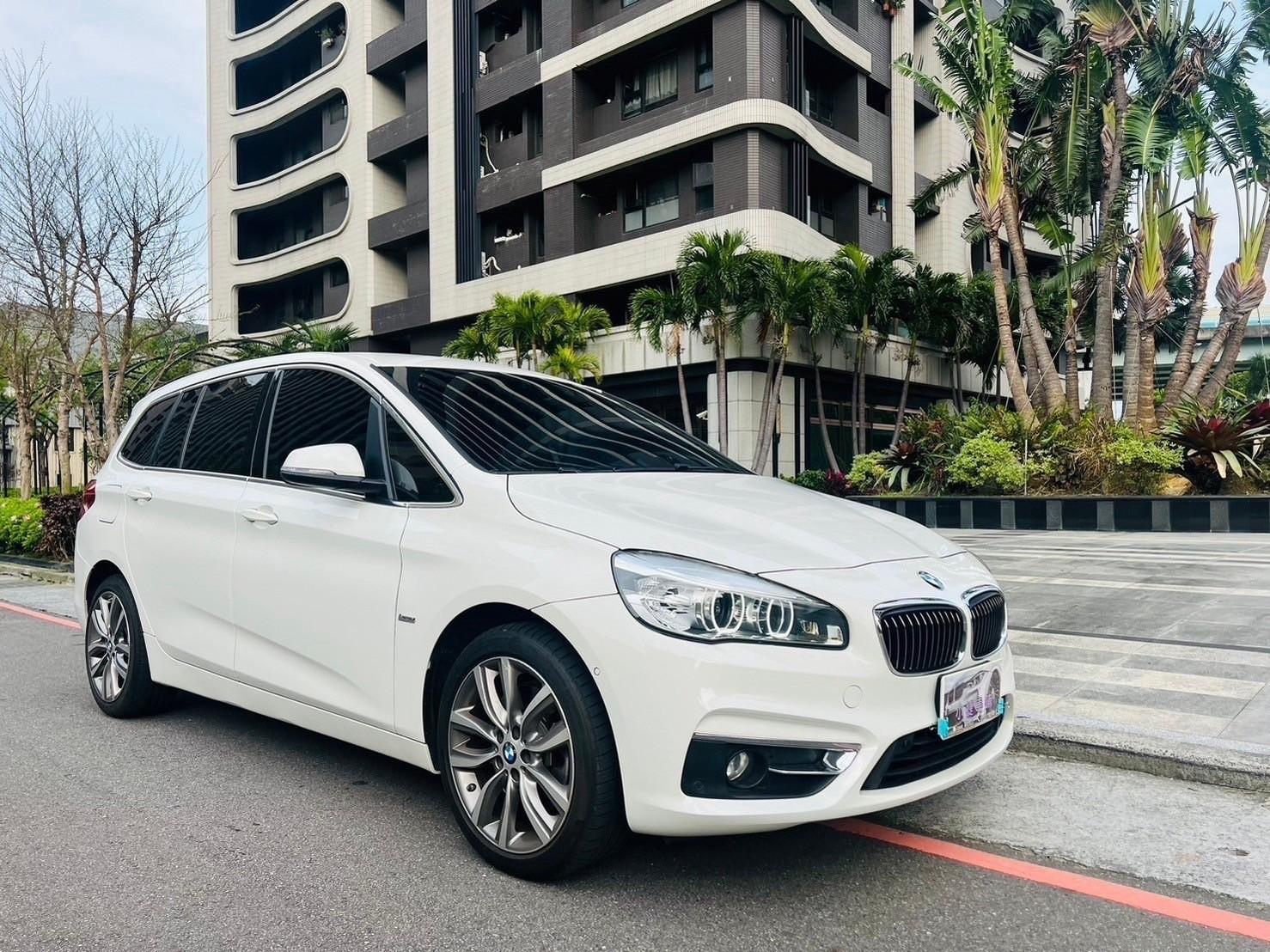 2016 BMW 220i GT Luxury Line F46 小改款 7人座 原版件認證車 - 大鴻汽車
